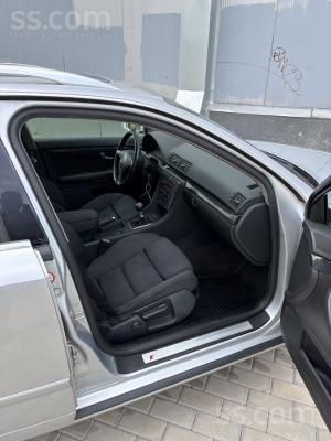Pelēks Audi A4 2004 Rīga, ar dzinēja tilpumu 1.90 L un nobraukumu 319 tūkst. km par 2650 €, foto 19 vietnē AUTOMOTO.COM.LV