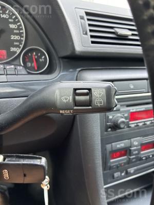 Pelēks Audi A4 2004 Rīga, ar dzinēja tilpumu 1.90 L un nobraukumu 319 tūkst. km par 2650 €, foto 23 vietnē AUTOMOTO.COM.LV