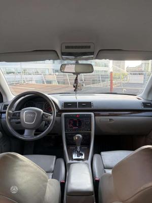 Grey Audi A4 2004 in Vilnius, with an engine capacity of 2.97 L and mileage of 260 thousand km for 2200 €, photo 10 on AUTOMOTO.COM.LV