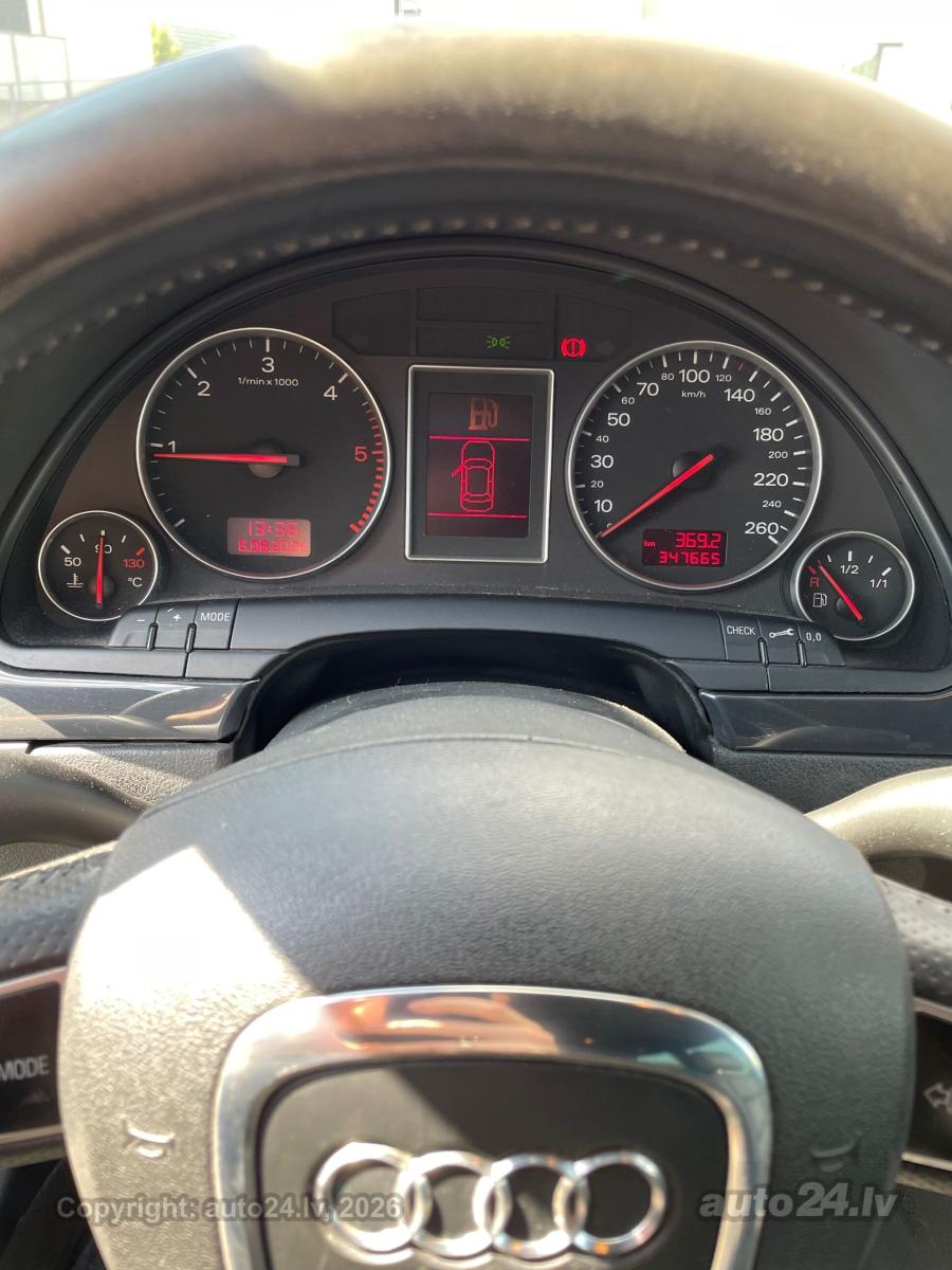 Pelēks Audi A4 2004 Tartu, ar dzinēja tilpumu 1.90 L un nobraukumu 347 tūkst. km par 5999 €, foto 12 vietnē AUTOMOTO.COM.LV
