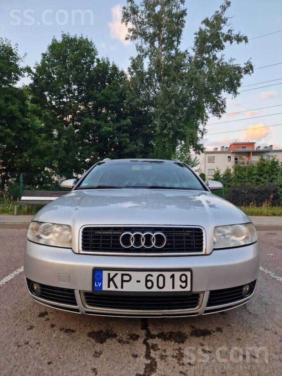 Grey Audi A4 2004 in Riga, with an engine capacity of 1.90 L and mileage of 370 thousand km for 1100 €, photo 3 on AUTOMOTO.COM.LV