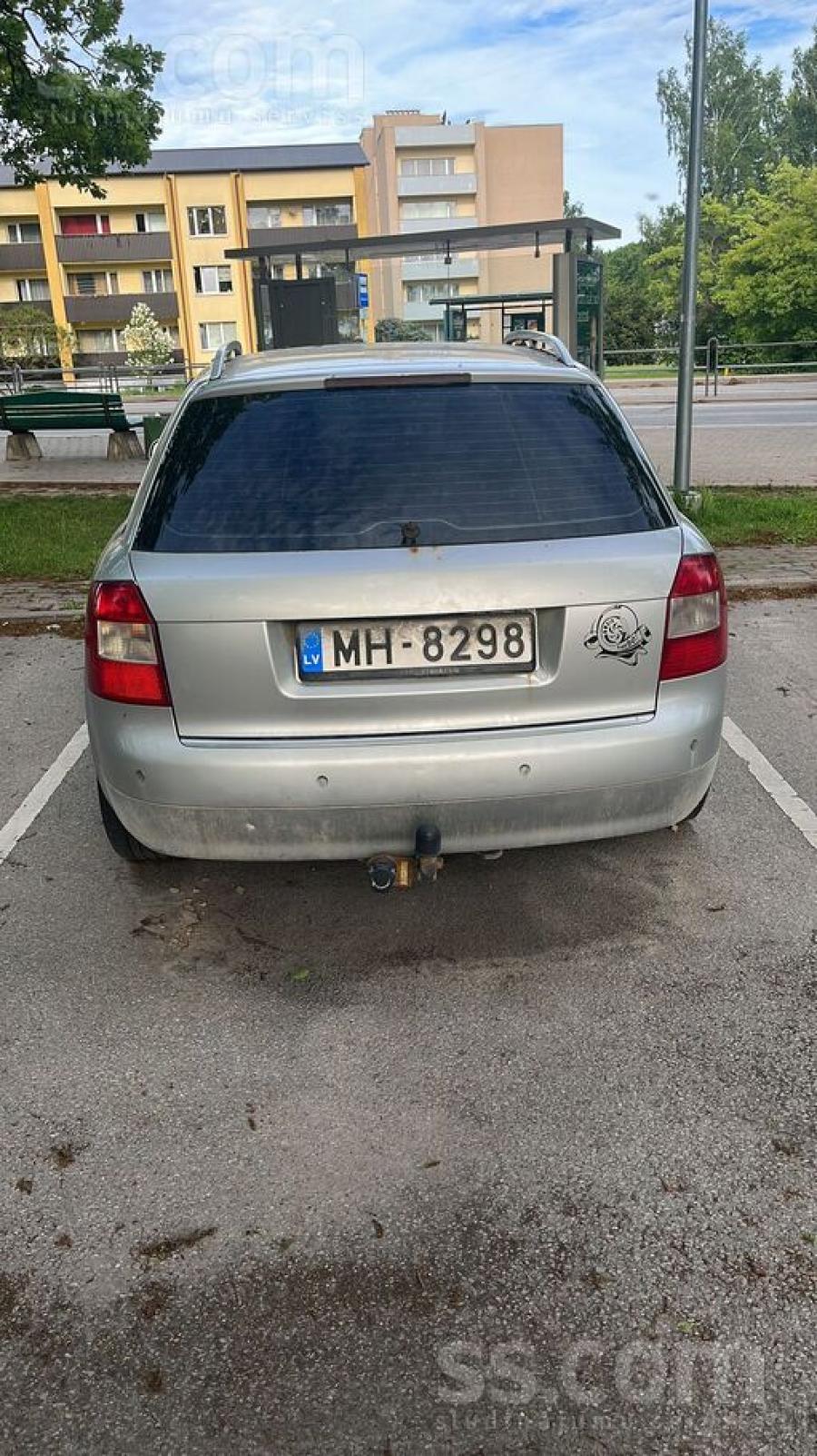 Серый Ауди А4 2004 в Валмиера, объемом двигателя 1.90 л и пробегом 359 тыс. км за 500 €, фото 3 на AUTOMOTO.COM.LV