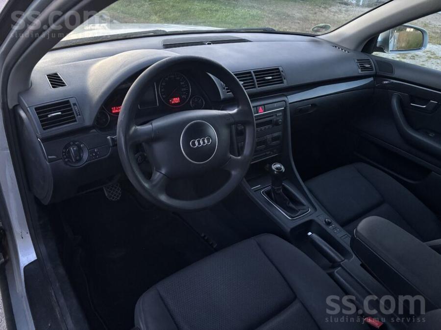 Grey Audi A4 2004 in Riga, with an engine capacity of 1.90 L and mileage of 348 thousand km for 2890 €, photo 12 on AUTOMOTO.COM.LV