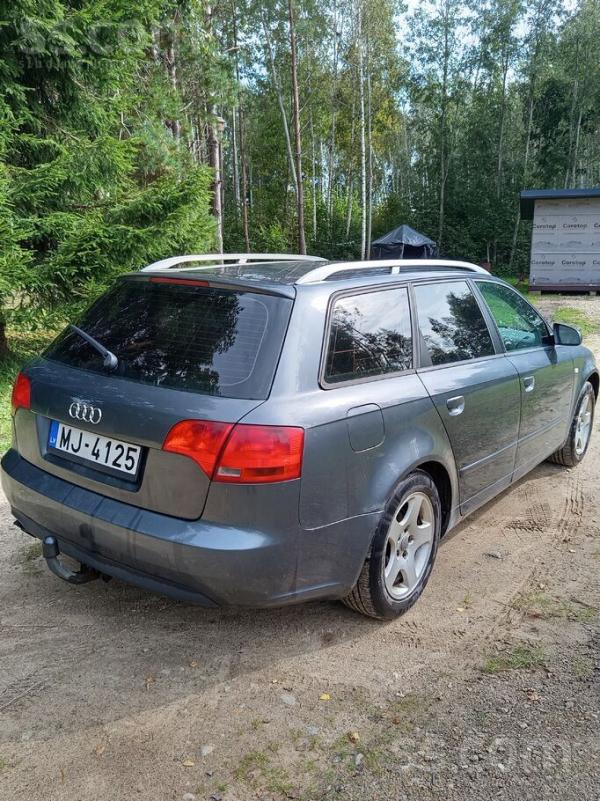 Pelēks Audi A4 2004 Ogre, ar dzinēja tilpumu 1.90 L un nobraukumu 343 tūkst. km par 2000 €, foto 4 vietnē AUTOMOTO.COM.LV