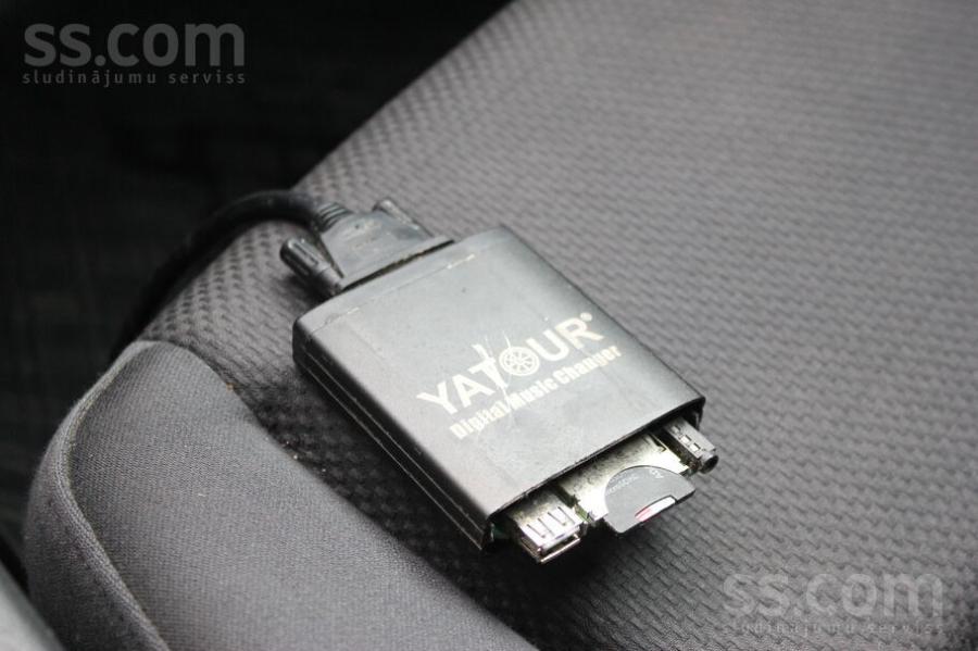 Grey Audi A4 2004 in Bauska, with an engine capacity of 1.90 L and mileage of 359 thousand km for 2250 €, photo 25 on AUTOMOTO.COM.LV