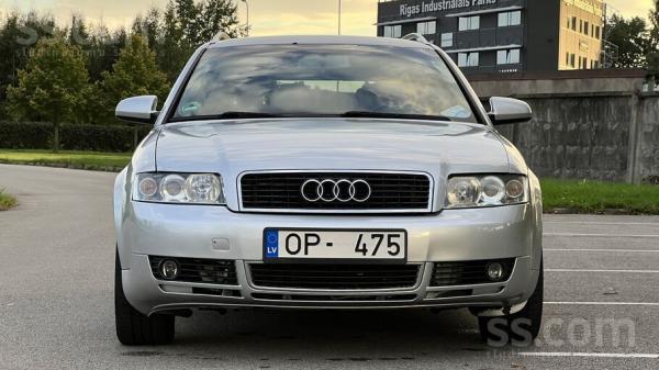 Pelēks Audi A4 2004 Rīga, ar dzinēja tilpumu 1.90 L un nobraukumu 347 tūkst. km par 3000 €, foto 8 vietnē AUTOMOTO.COM.LV