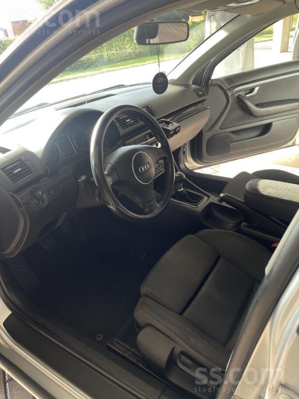 Grey Audi A4 2004 in Riga, with an engine capacity of 1.90 L and mileage of 370 thousand km for 1850 €, photo 8 on AUTOMOTO.COM.LV