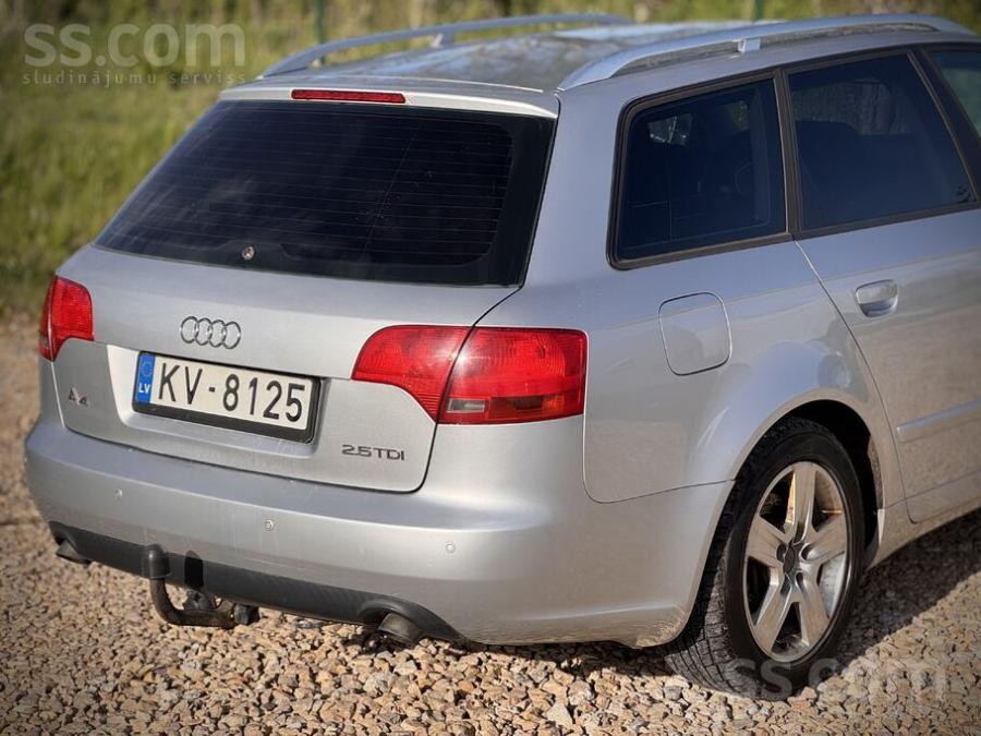 Pelēks Audi A4 2005 Rīga, ar dzinēja tilpumu 2.50 L un nobraukumu 284 tūkst. km par 1750 €, foto 5 vietnē AUTOMOTO.COM.LV