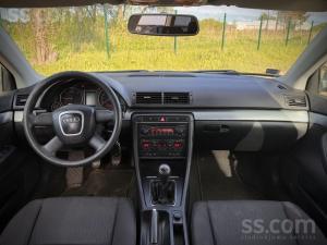 Pelēks Audi A4 2005 Rīga, ar dzinēja tilpumu 2.50 L un nobraukumu 284 tūkst. km par 1750 €, foto 9 vietnē AUTOMOTO.COM.LV