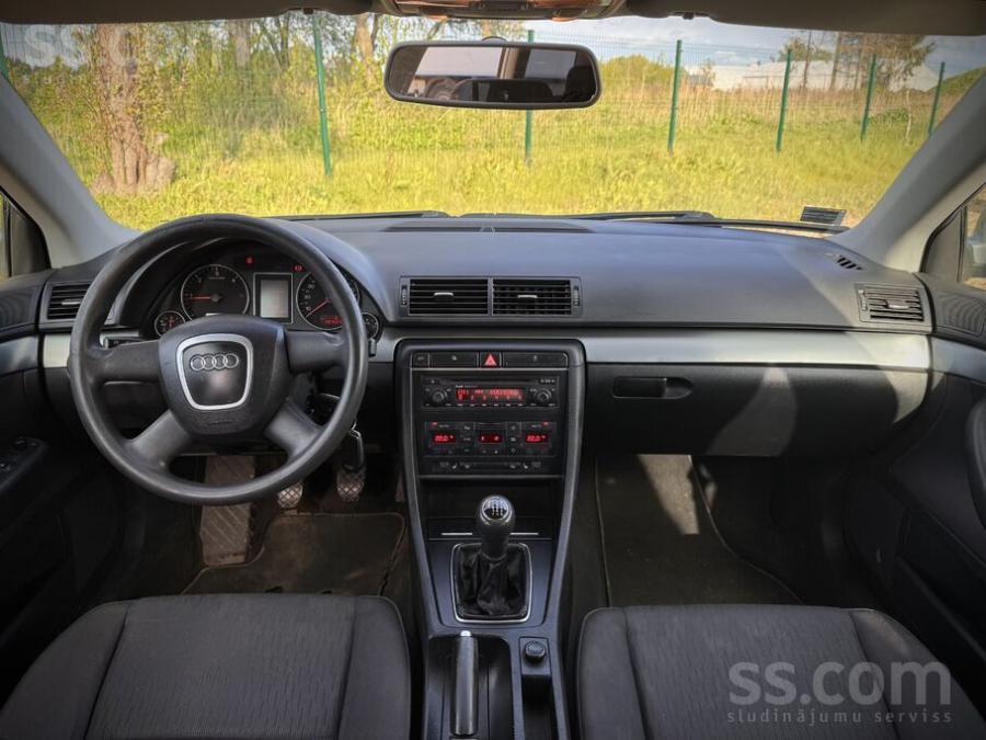 Pelēks Audi A4 2005 Rīga, ar dzinēja tilpumu 2.50 L un nobraukumu 284 tūkst. km par 1750 €, foto 9 vietnē AUTOMOTO.COM.LV