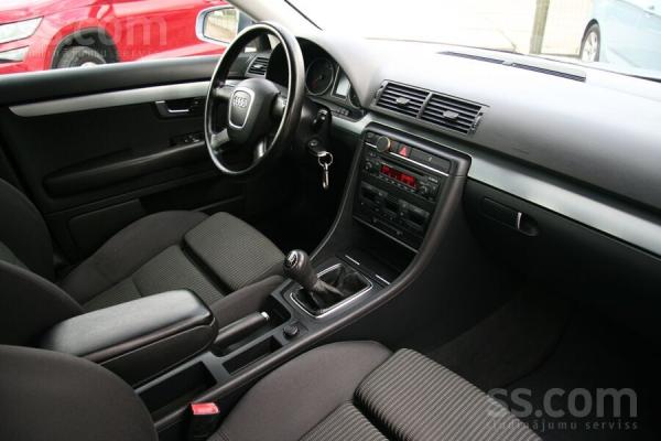 Pelēks Audi A4 2005 Tukums, ar dzinēja tilpumu 2.00 L un nobraukumu 416 tūkst. km par 2990 €, foto 7 vietnē AUTOMOTO.COM.LV