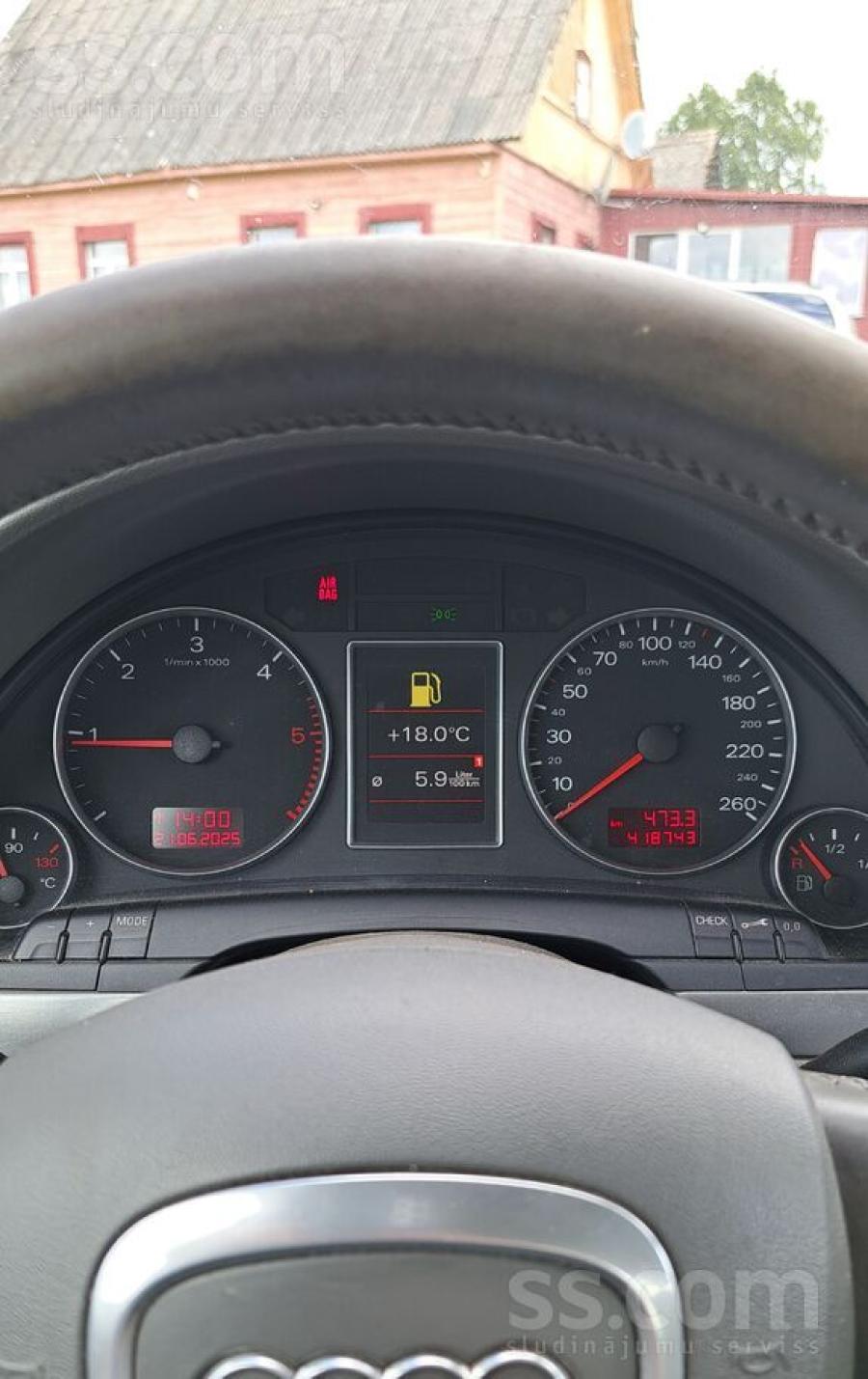 Grey Audi A4 2005 in Rezekne, with an engine capacity of 2.00 L and mileage of 418 thousand km for 7150 €, photo 6 on AUTOMOTO.COM.LV