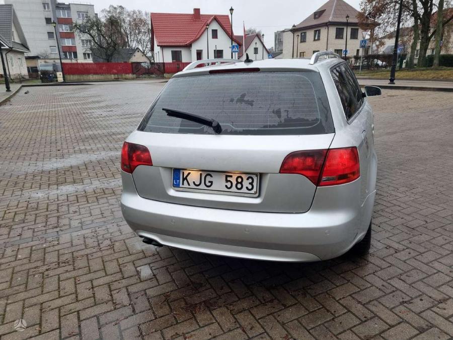 Pelēks Audi A4 2005 Jonava, ar dzinēja tilpumu 1.97 L un nobraukumu 400 tūkst. km par 1800 €, foto 5 vietnē AUTOMOTO.COM.LV