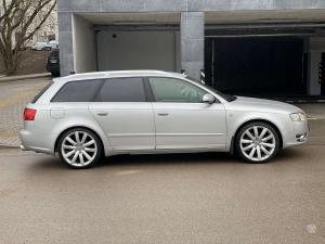 Grey Audi A4 2005 in Vilnius, with an engine capacity of 1.98 L and mileage of 207 thousand km for 2400 €, photo 8 on AUTOMOTO.COM.LV