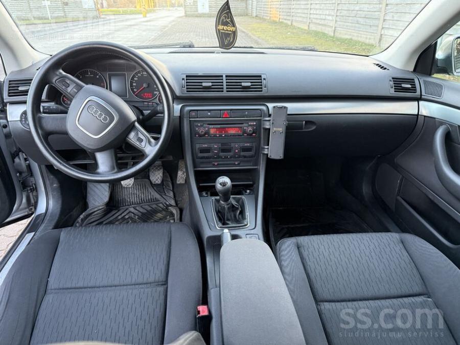 Pelēks Audi A4 2005 Jelgava, ar dzinēja tilpumu 2.00 L un nobraukumu 0 tūkst. km par 1900 €, foto 18 vietnē AUTOMOTO.COM.LV