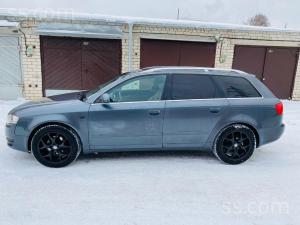 Grey Audi A4 2005 in Riga, with an engine capacity of 2.00 L and mileage of 406 thousand km for 2400 €, photo 2 on AUTOMOTO.COM.LV
