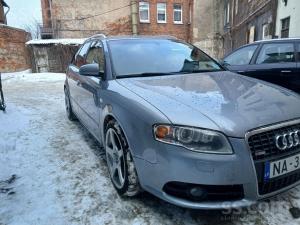 Pelēks Audi A4 2005 Liepāja, ar dzinēja tilpumu 3.00 L un nobraukumu 317 tūkst. km par 4100 €, foto 2 vietnē AUTOMOTO.COM.LV