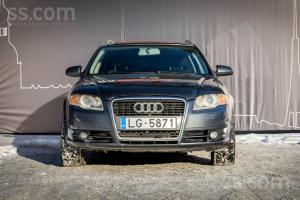 Grey Audi A4 2005 in Riga, with an engine capacity of 2.50 L and mileage of 348 thousand km for 2490 €, photo 2 on AUTOMOTO.COM.LV