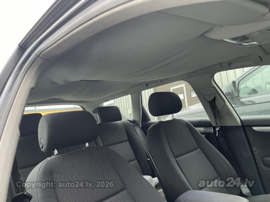 Pelēks Audi A4 2005 Tartu, ar dzinēja tilpumu 2.00 L un nobraukumu 318 tūkst. km par 999 €, foto 24 vietnē AUTOMOTO.COM.LV