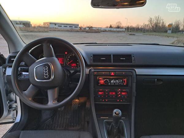 Pelēks Audi A4 2005 Panevēža, ar dzinēja tilpumu 2.00 L un nobraukumu 288 tūkst. km par 3200 €, foto 10 vietnē AUTOMOTO.COM.LV