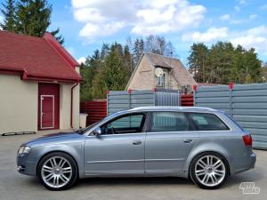 Pelēks Audi A4 2005 Telšiai, ar dzinēja tilpumu 2.00 L un nobraukumu 277 tūkst. km par 3500 €, foto 23 vietnē AUTOMOTO.COM.LV