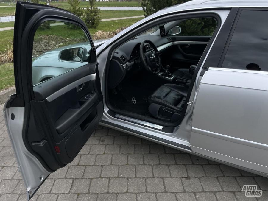 Pelēks Audi A4 2005 Šilutė, ar dzinēja tilpumu 2.00 L un nobraukumu 322 tūkst. km par 2450 €, foto 11 vietnē AUTOMOTO.COM.LV