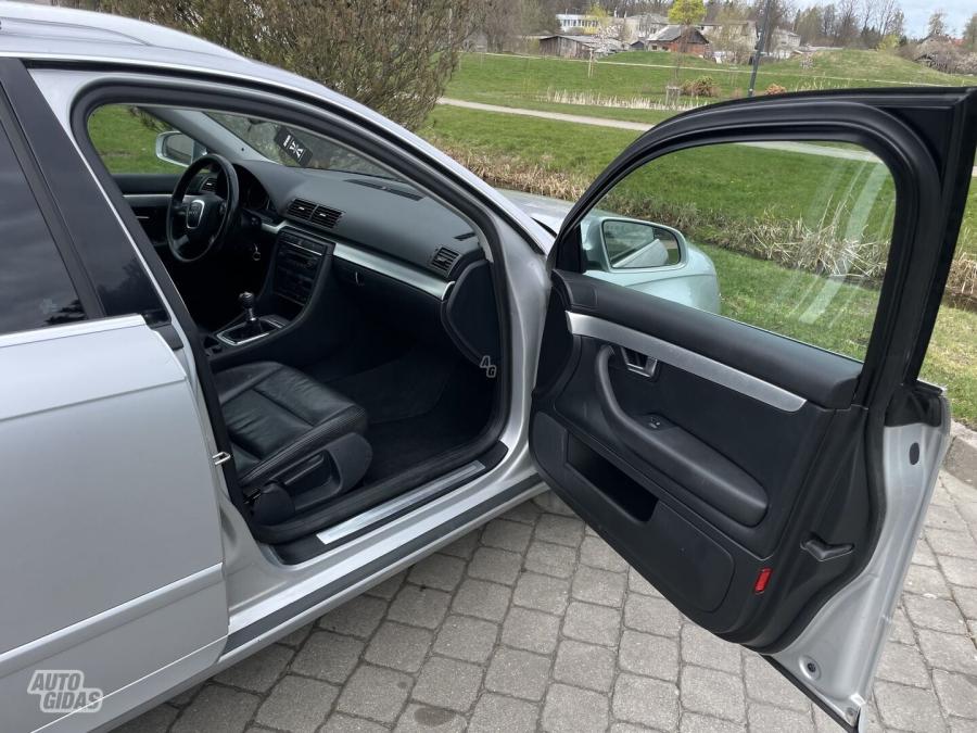 Pelēks Audi A4 2005 Šilutė, ar dzinēja tilpumu 2.00 L un nobraukumu 322 tūkst. km par 2450 €, foto 12 vietnē AUTOMOTO.COM.LV