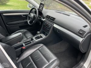 Pelēks Audi A4 2005 Šilutė, ar dzinēja tilpumu 2.00 L un nobraukumu 322 tūkst. km par 2450 €, foto 19 vietnē AUTOMOTO.COM.LV