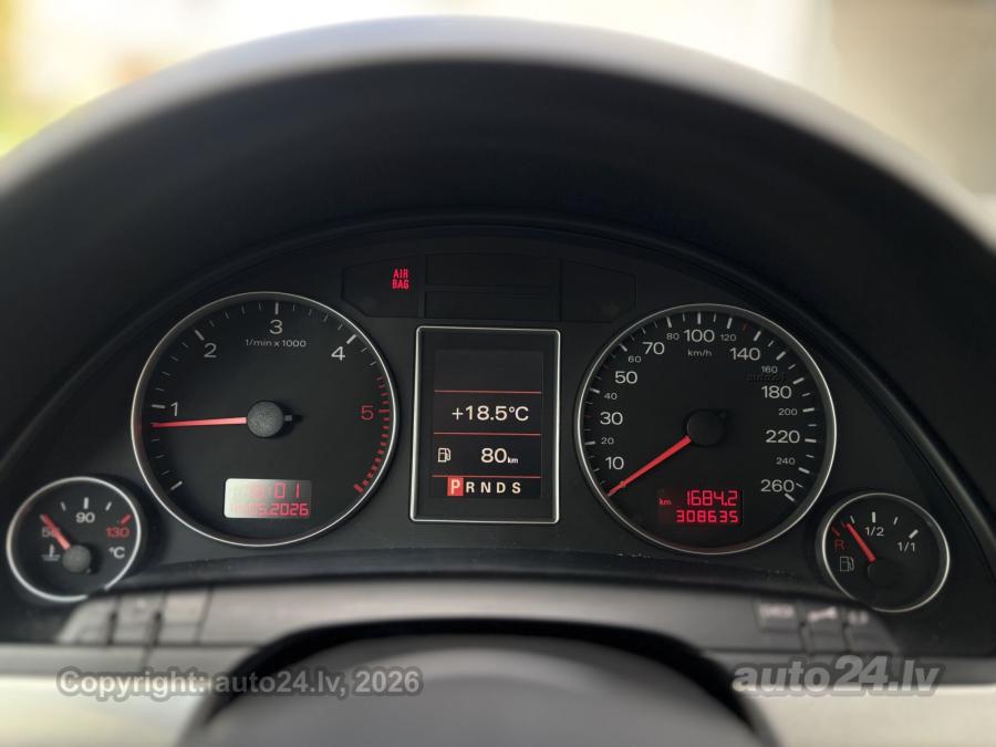 Grey Audi A4 2005 in Tartu, with an engine capacity of 3.00 L and mileage of 309 thousand km for 1849 €, photo 10 on AUTOMOTO.COM.LV