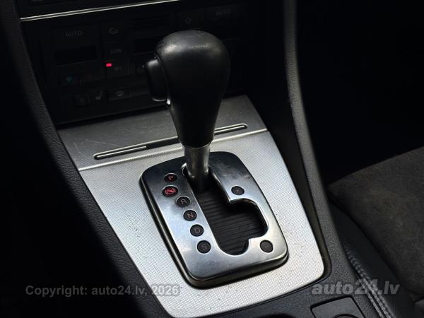 Pelēks Audi A4 2005 Tartu, ar dzinēja tilpumu 3.00 L un nobraukumu 309 tūkst. km par 1849 €, foto 10 vietnē AUTOMOTO.COM.LV