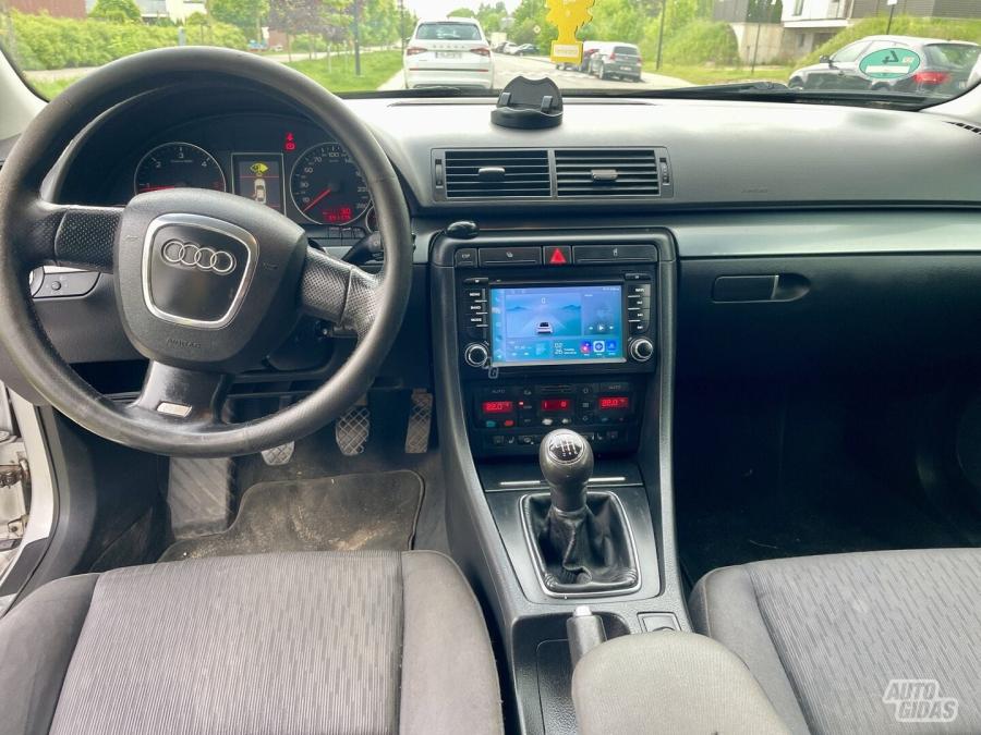 Grey Audi A4 2005 in Vilnius, with an engine capacity of 2.00 L and mileage of 340 thousand km for 2300 €, photo 15 on AUTOMOTO.COM.LV