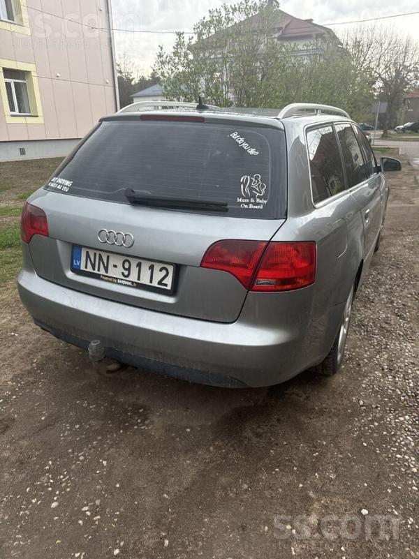 Pelēks Audi A4 2005 Rīga, ar dzinēja tilpumu 2.00 L un nobraukumu 317 tūkst. km par 2500 €, foto 2 vietnē AUTOMOTO.COM.LV