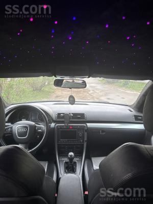 Pelēks Audi A4 2005 Rīga, ar dzinēja tilpumu 2.00 L un nobraukumu 317 tūkst. km par 2500 €, foto 4 vietnē AUTOMOTO.COM.LV