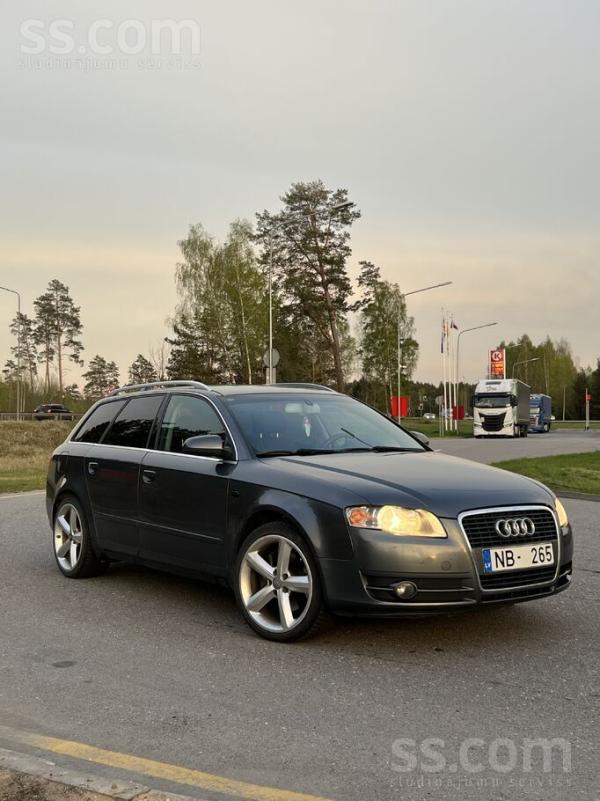 Grey Audi A4 2005 in Riga, with an engine capacity of 2.50 L and mileage of 280 thousand km for 2250 €, photo 2 on AUTOMOTO.COM.LV