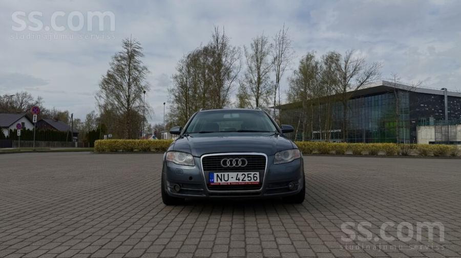 Grey Audi A4 2005 in Riga, with an engine capacity of 2.00 L and mileage of 291 thousand km for 2700 €, photo 1 on AUTOMOTO.COM.LV