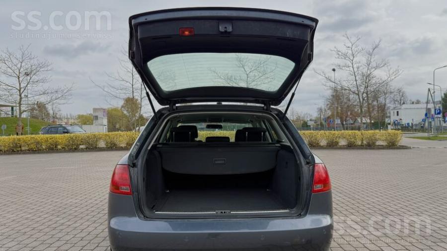 Grey Audi A4 2005 in Riga, with an engine capacity of 2.00 L and mileage of 291 thousand km for 2700 €, photo 10 on AUTOMOTO.COM.LV
