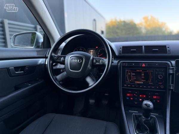 Grey Audi A4 2005 in Vilnius, with an engine capacity of 2.00 L and mileage of 399 thousand km for 2500 €, photo 8 on AUTOMOTO.COM.LV