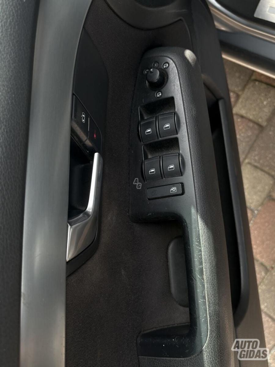 Grey Audi A4 2005 in Telschi, with an engine capacity of 2.00 L and mileage of 397 thousand km for 1900 €, photo 14 on AUTOMOTO.COM.LV