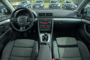 Pelēks Audi A4 2005 Liepāja, ar dzinēja tilpumu 2.00 L un nobraukumu 363 tūkst. km par 1600 €, foto 8 vietnē AUTOMOTO.COM.LV