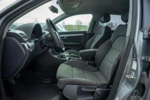Pelēks Audi A4 2005 Liepāja, ar dzinēja tilpumu 2.00 L un nobraukumu 363 tūkst. km par 1600 €, foto 10 vietnē AUTOMOTO.COM.LV