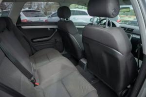 Pelēks Audi A4 2005 Liepāja, ar dzinēja tilpumu 2.00 L un nobraukumu 363 tūkst. km par 1600 €, foto 13 vietnē AUTOMOTO.COM.LV