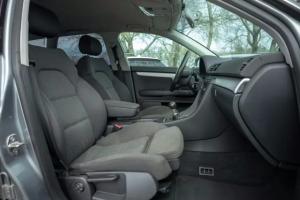 Pelēks Audi A4 2005 Liepāja, ar dzinēja tilpumu 2.00 L un nobraukumu 363 tūkst. km par 1600 €, foto 15 vietnē AUTOMOTO.COM.LV