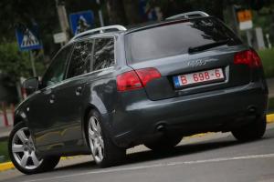 Grey Audi A4 2005 in Riga, with an engine capacity of 2.50 L and mileage of 463 thousand km for 1790 €, photo 5 on AUTOMOTO.COM.LV