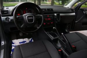 Grey Audi A4 2005 in Riga, with an engine capacity of 2.50 L and mileage of 463 thousand km for 1790 €, photo 11 on AUTOMOTO.COM.LV