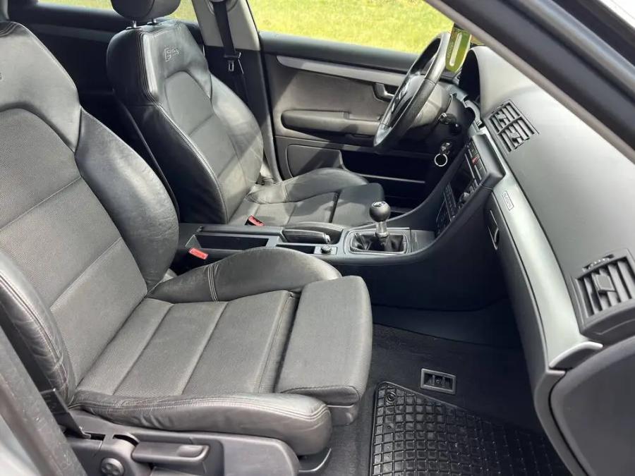 Pelēks Audi A4 2005 Rēzekne, ar dzinēja tilpumu 3.00 L un nobraukumu 341 tūkst. km par 3850 €, foto 13 vietnē AUTOMOTO.COM.LV