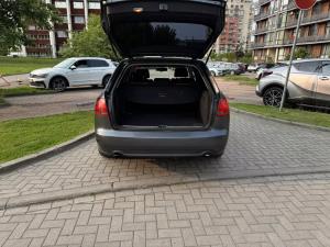 Grey Audi A4 2005 in Riga, with an engine capacity of 3.00 L and mileage of 301 thousand km for 2990 €, photo 9 on AUTOMOTO.COM.LV