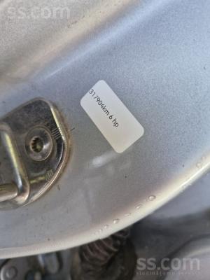 Grey Audi A4 2005 in Ventspils, with an engine capacity of 3.00 L and mileage of 327 thousand km for 2600 €, photo 12 on AUTOMOTO.COM.LV