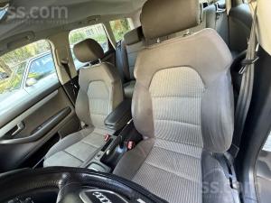 Grey Audi A4 2005 in Riga, with an engine capacity of 3.00 L and mileage of 301 thousand km for 1700 €, photo 12 on AUTOMOTO.COM.LV