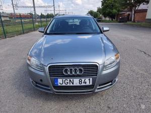 Grey Audi A4 2005 in Siauliai, with an engine capacity of 1.99 L and mileage of 252 thousand km for 890 €, photo 3 on AUTOMOTO.COM.LV