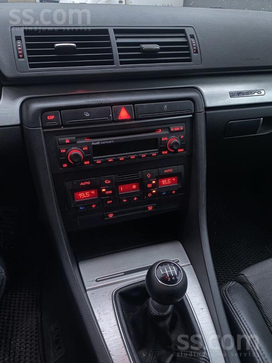 Grey Audi A4 2005 in Riga, with an engine capacity of 3.00 L and mileage of 327 thousand km for 1500 €, photo 5 on AUTOMOTO.COM.LV